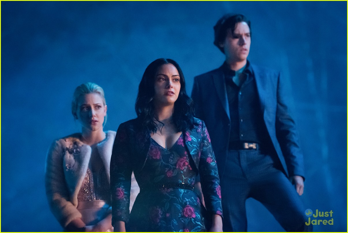 The Core Four Are Back Together Again on 'Riverdale's Season Finale | Photo 1235886 - Photo ...