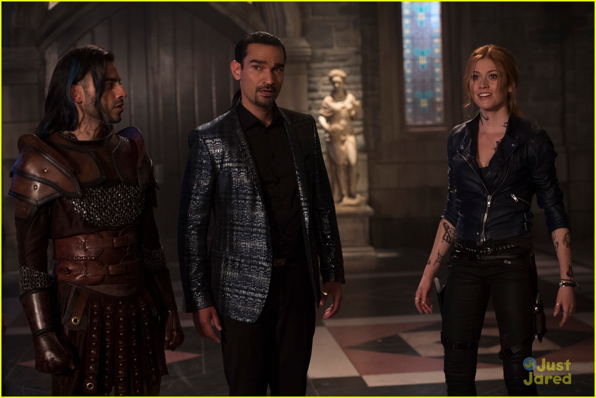 The 'Shadowhunters' Series Finale is 'Really Bittersweet' - Watch a ...