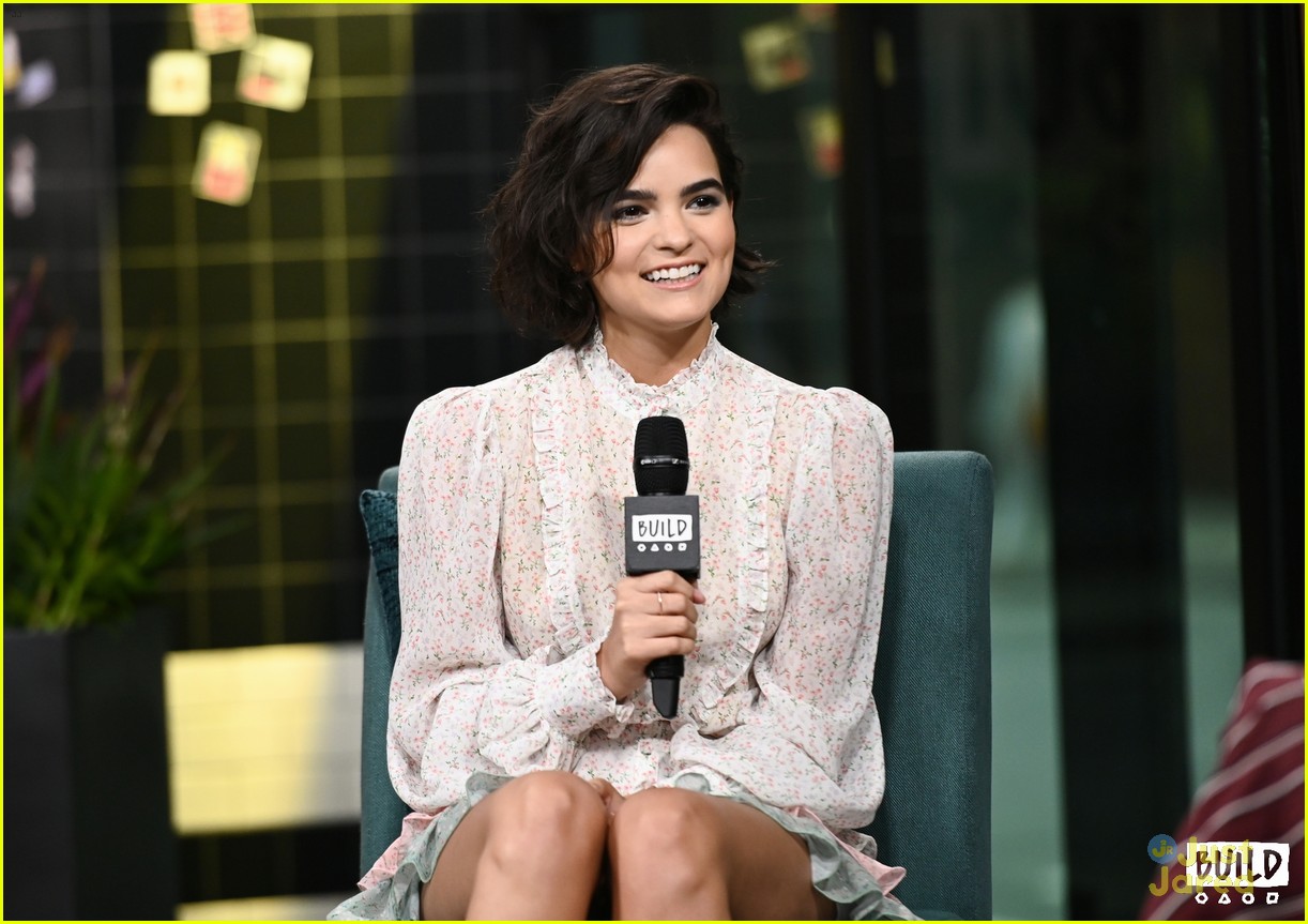 'Trinkets' Stars Odiseas Georgiadis & Brianna Hildebrand Promote The ...