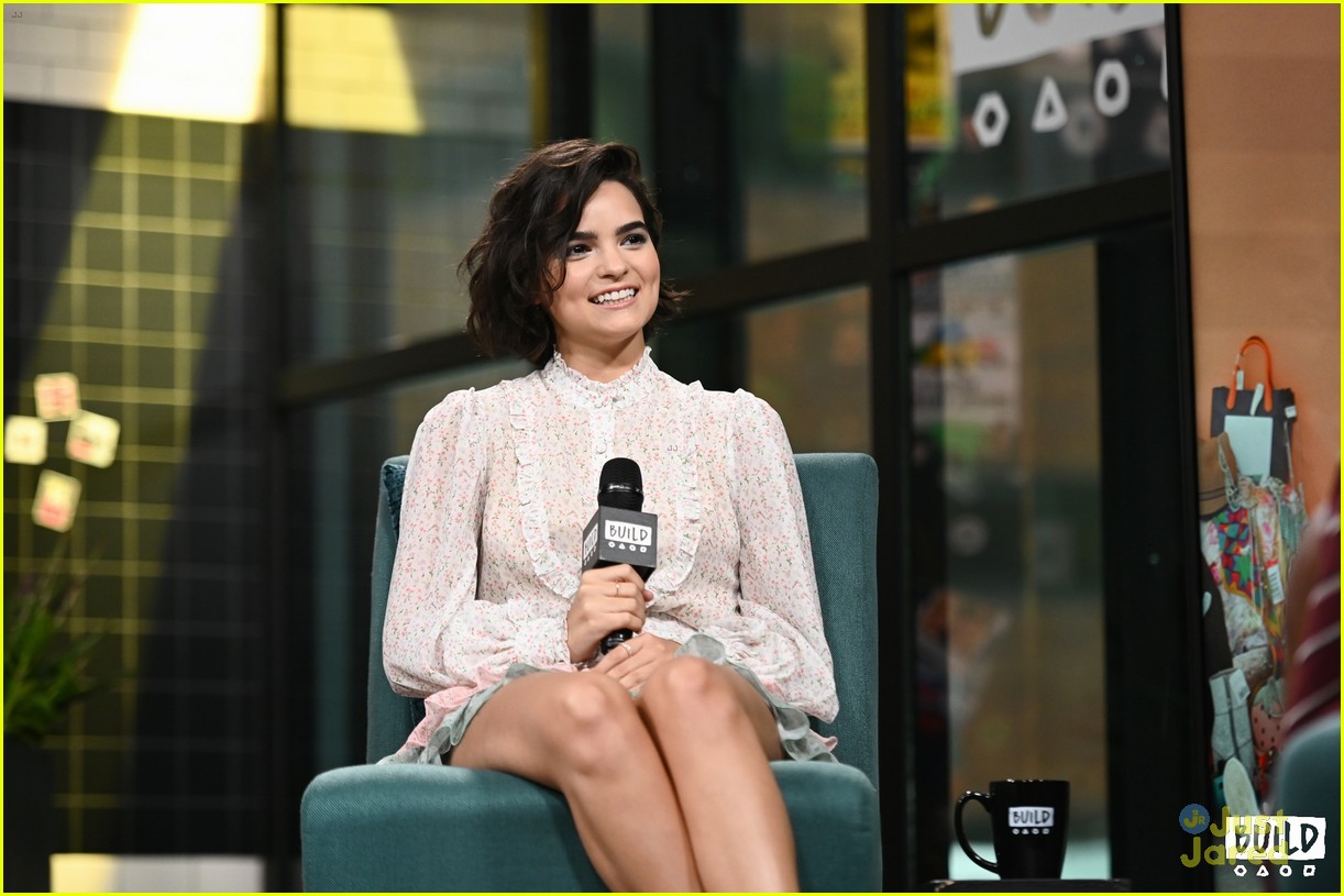 'Trinkets' Stars Odiseas Georgiadis & Brianna Hildebrand Promote The ...