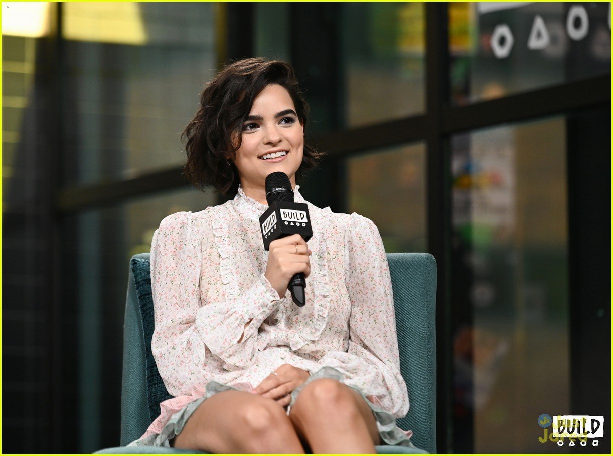 'Trinkets' Stars Odiseas Georgiadis & Brianna Hildebrand Promote The ...