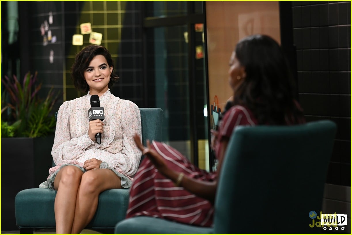 'Trinkets' Stars Odiseas Georgiadis & Brianna Hildebrand Promote The ...