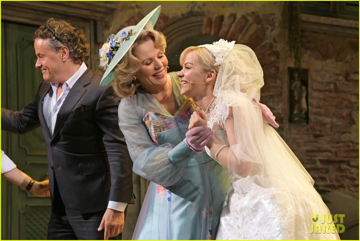 Dove Cameron Calls 'Light in The Piazza' Press Night One Of The ...