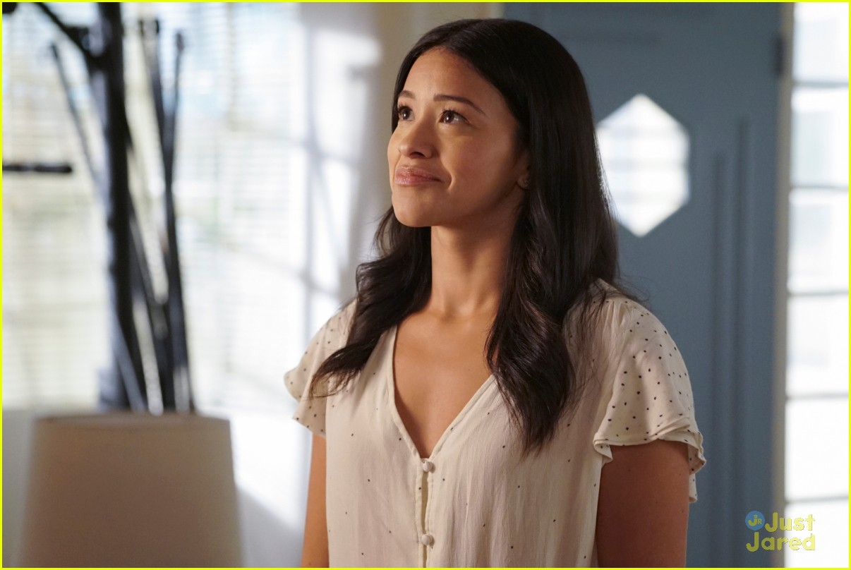 Rafael & Jane Argue About Mateo on 'Jane The Virgin' Tonight | Photo ...