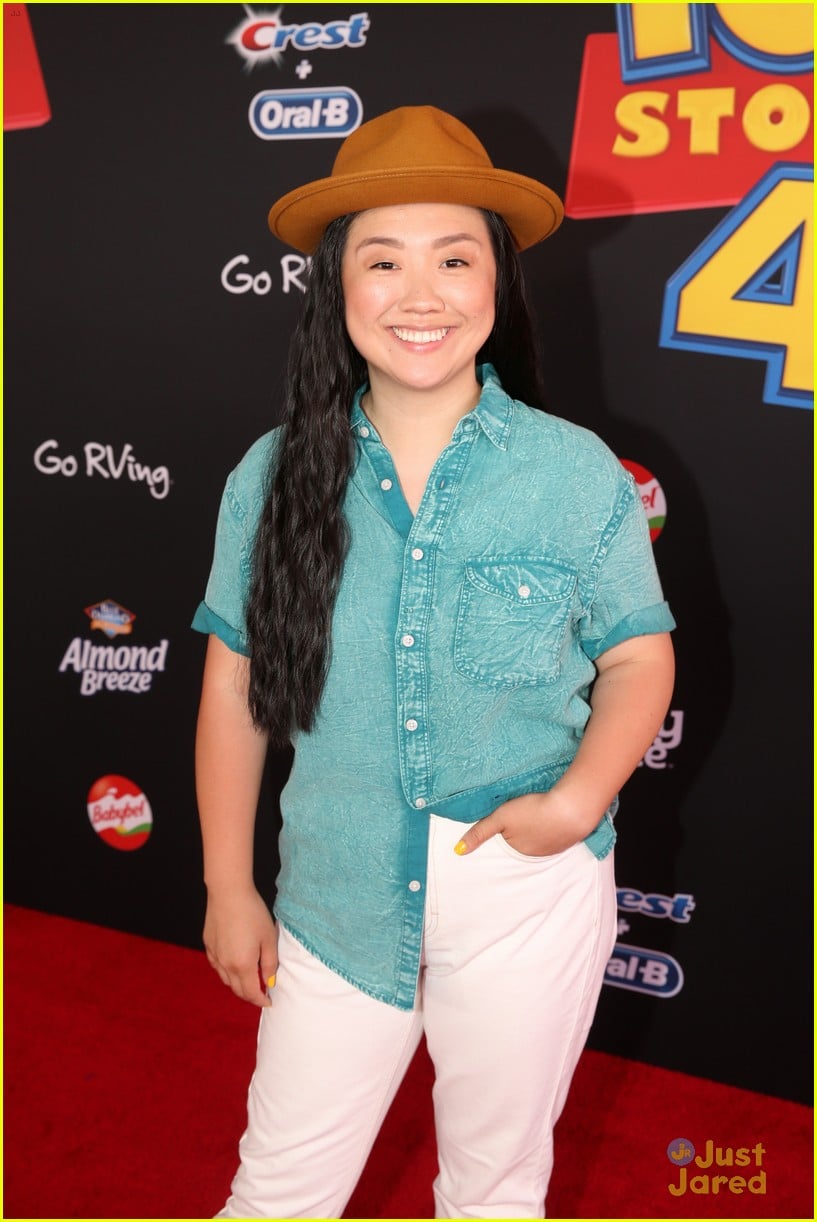 The Lion King's JD McCrary Wears Cowboy Look For 'Toy Story 4' Premiere ...