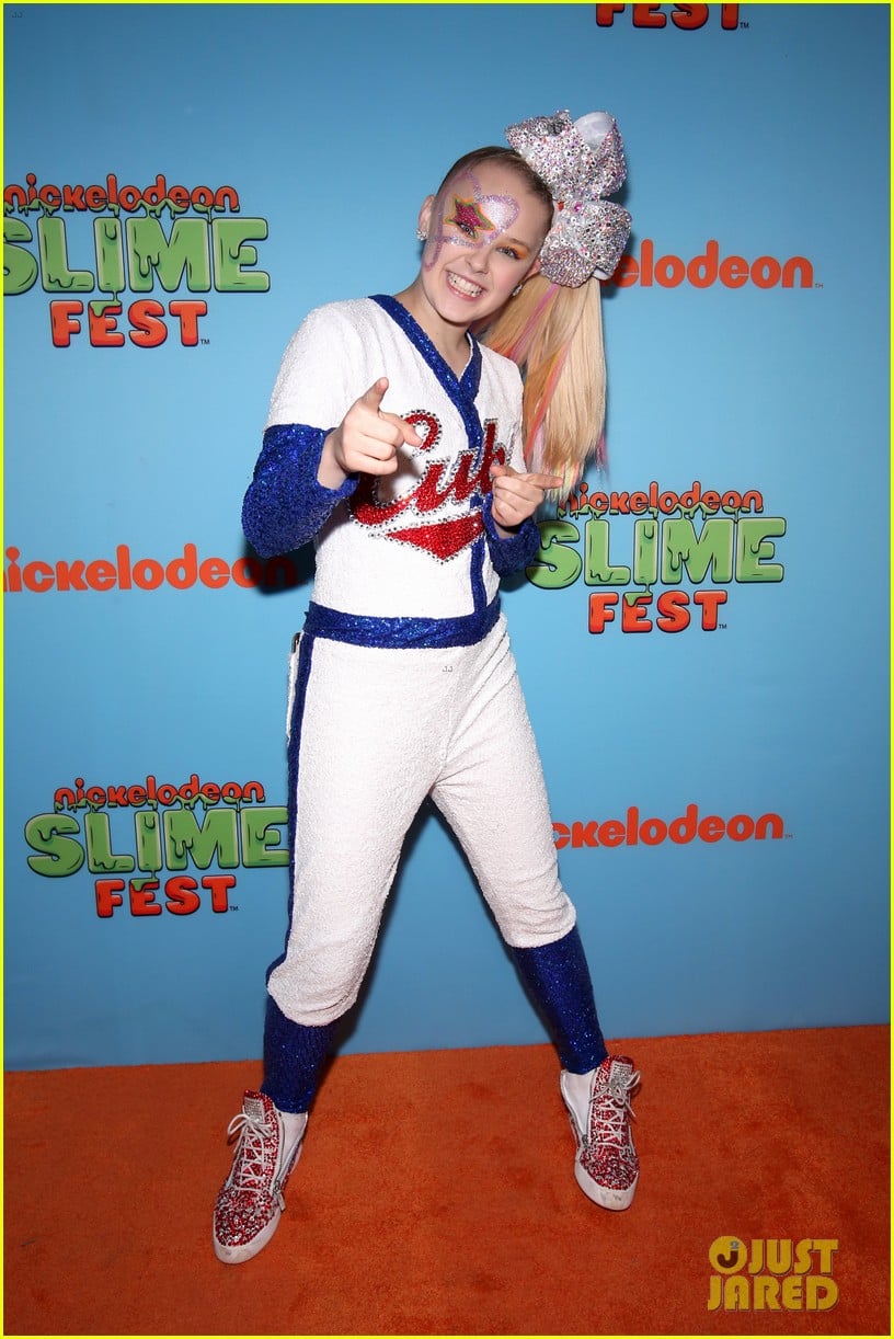 JoJo Siwa Owns the Stage at Nickelodeon Slimefest! | Photo 1241332 ...