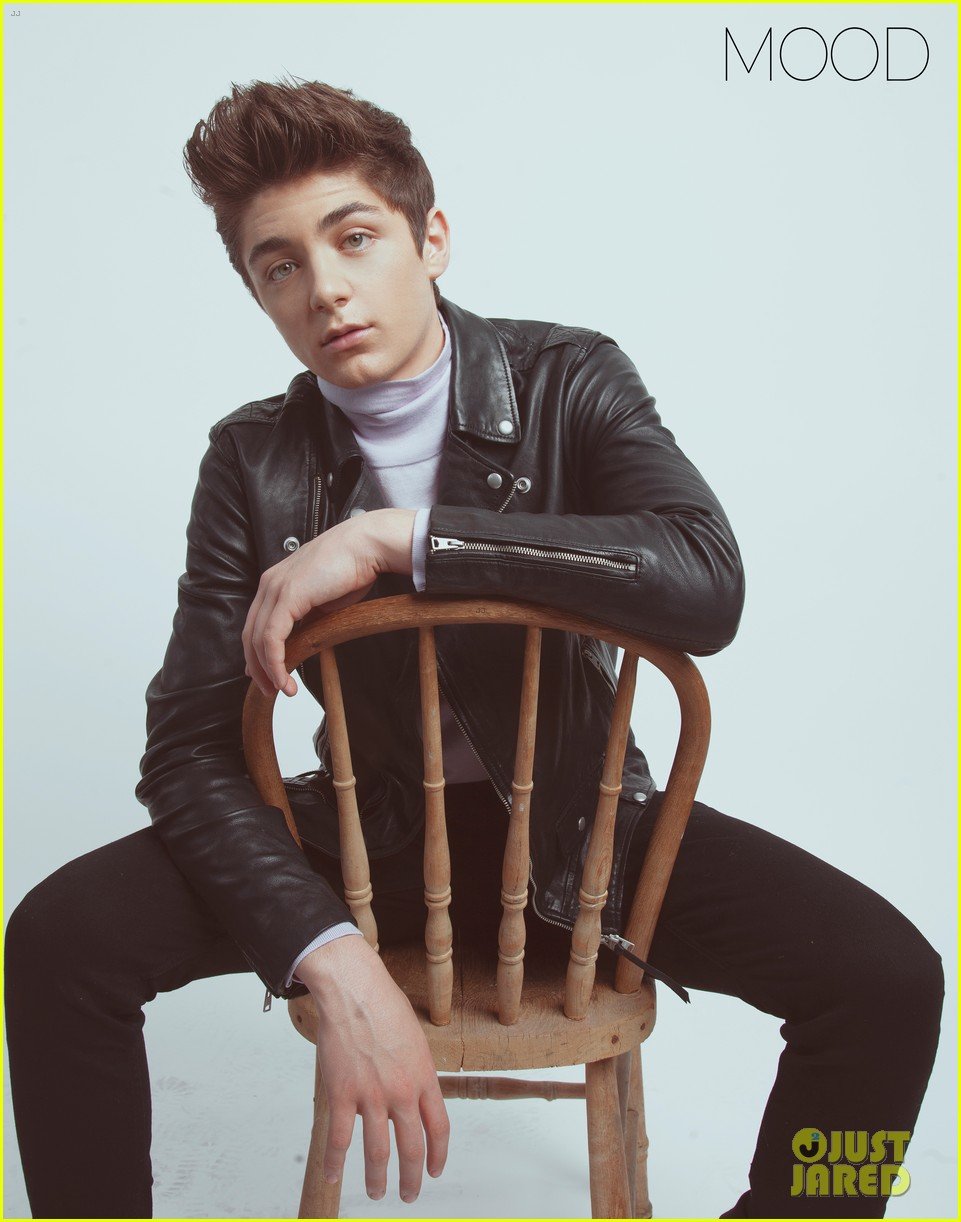 Asher Angel Says Annie LeBlanc Keeps a 'Permanent Smile' On His Face ...