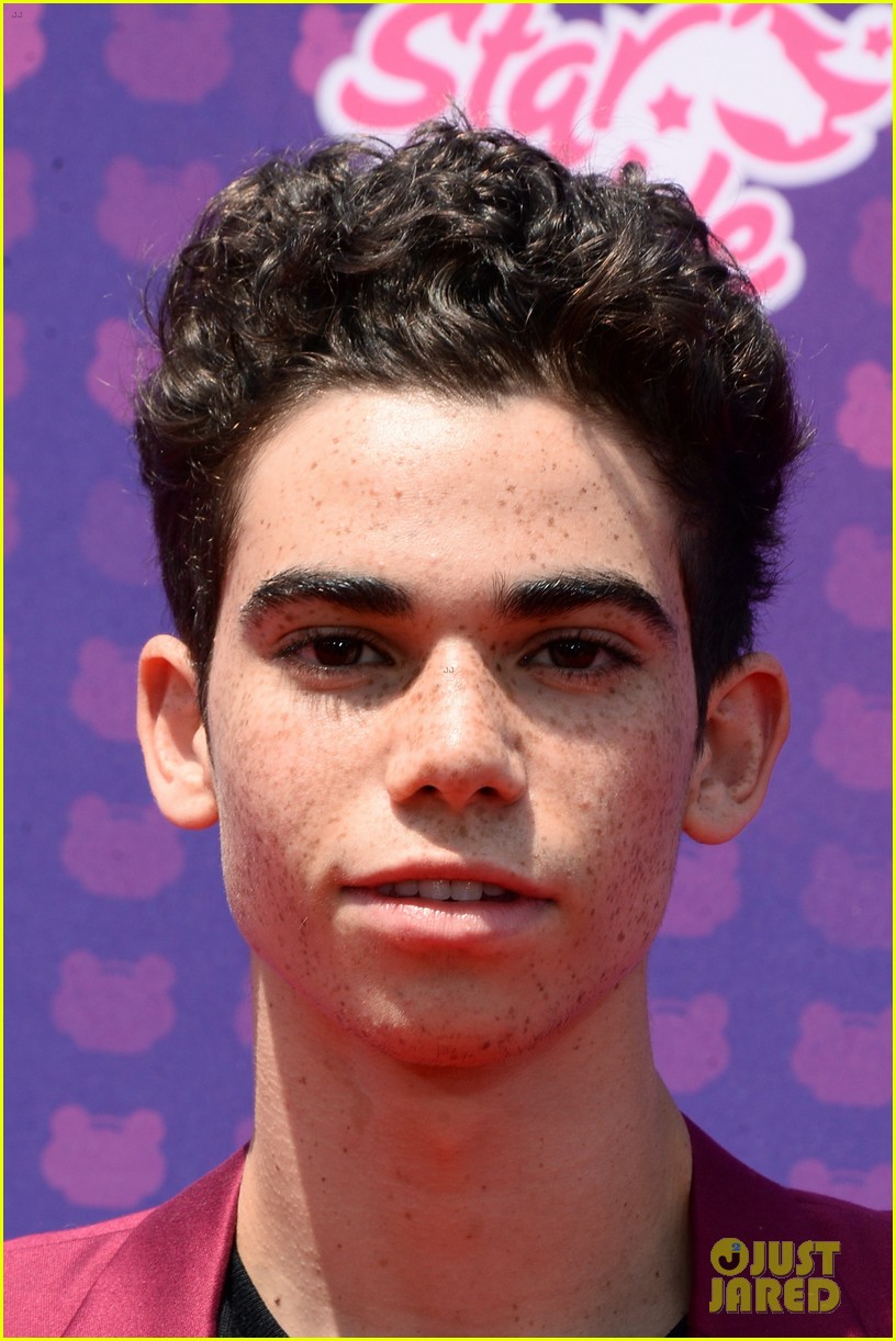 Full Sized Photo of cameron boyce dies at 20 08 | Celebrities Are ...