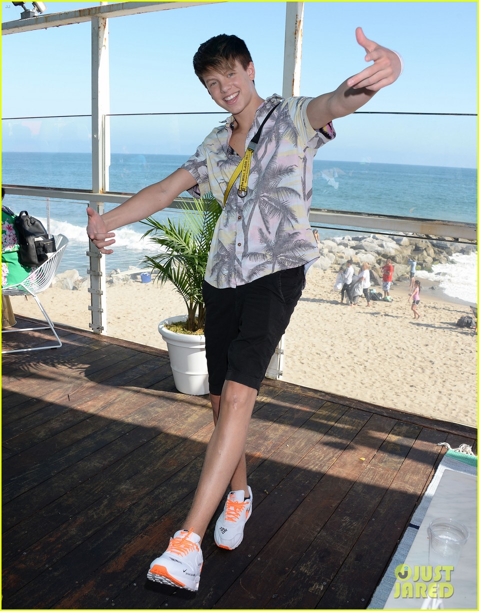 Eva Gutowski & Brent Rivera Couple Up at #InstaBeach! | Photo 1248356 ...