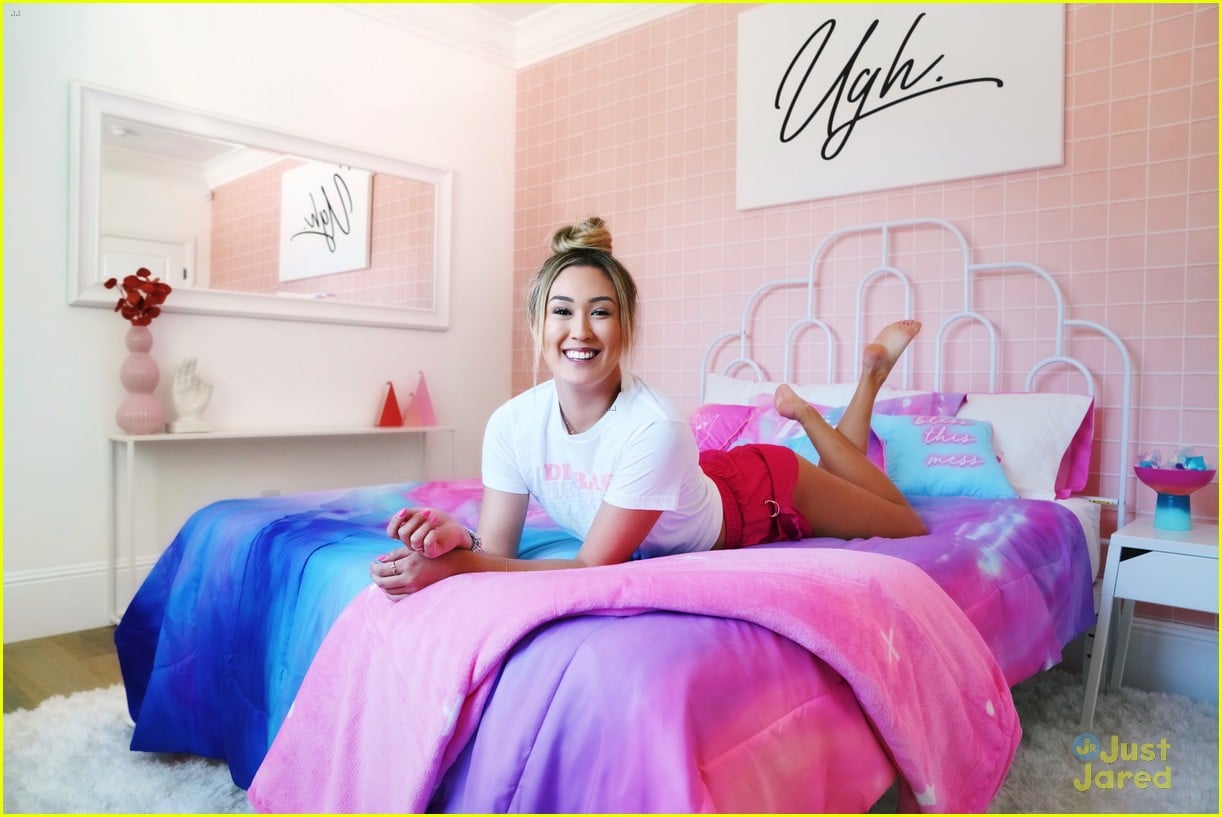 LaurDIY Launches New Bedding Collection & We Need It All! | Photo ...