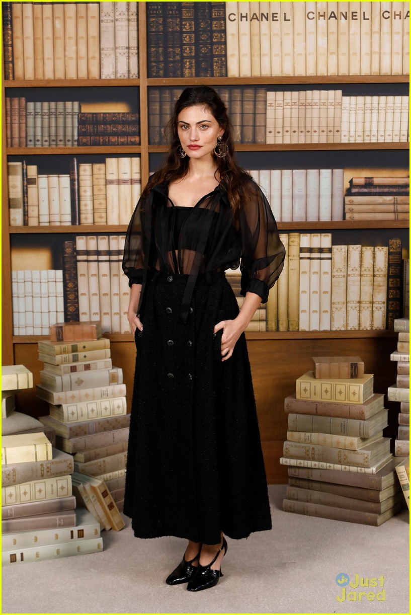 Rowan Blanchard Steps Out in Gorgeous Blue Gown For Paris Fashion Week ...