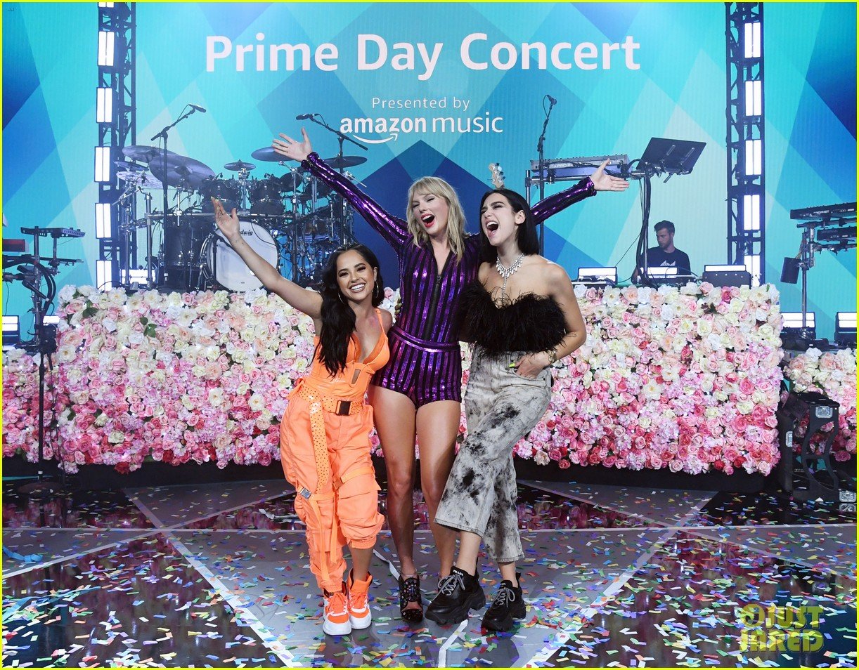Taylor Swift Headlines Prime Day Concert for Amazon! | Photo 1247425 ...