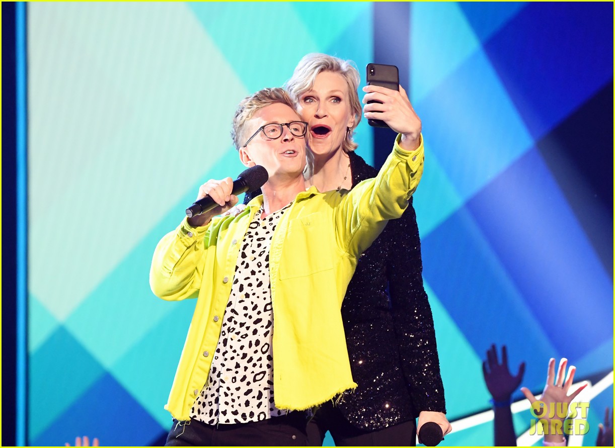 Taylor Swift Headlines Prime Day Concert for Amazon! | Photo 1247444 ...