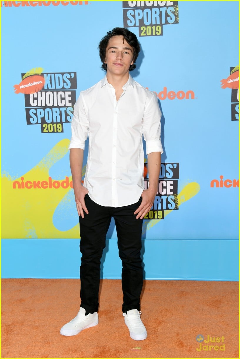 Snowboarder Toby Miller Said The Sweetest Thing About Girlfriend Chloe ...