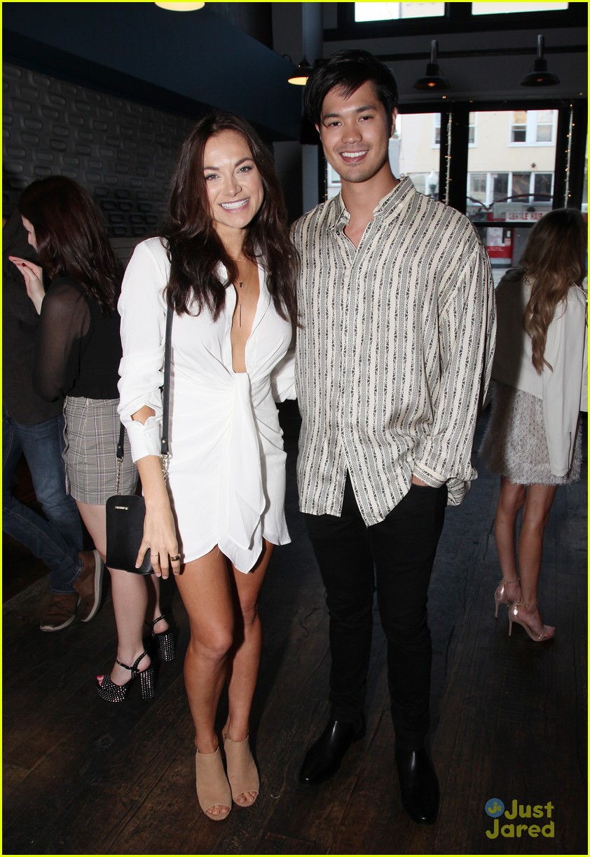 Alisha Boe, Dylan Minnette, Justin Prentice & More Celebrate Season 3 ...