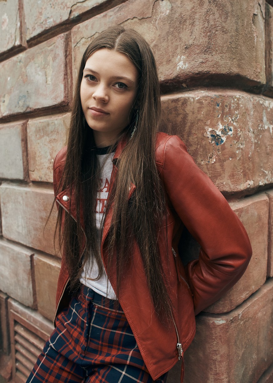 AGT Alum Courtney Hadwin Drops 'Sucker' Cover Video & It Will Blow You ...