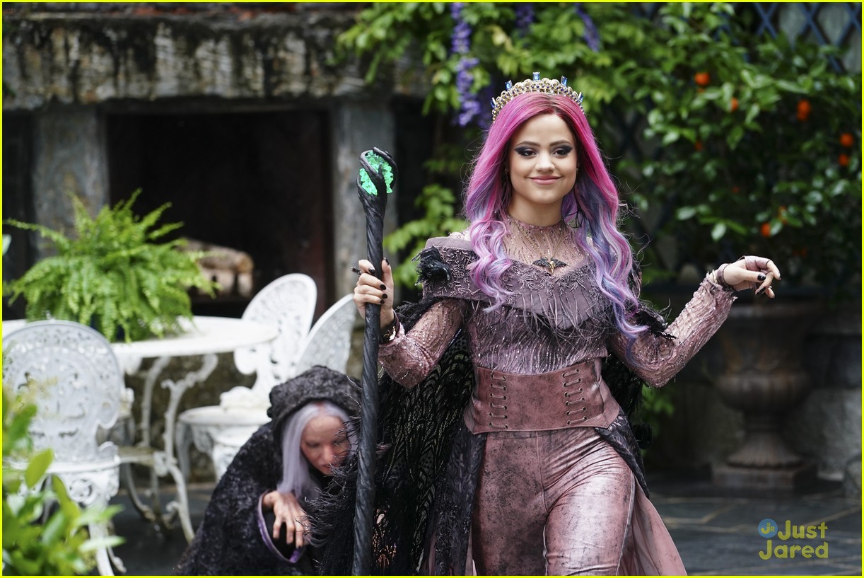 'Descendants 3' Is Taking Over Disney Channel All Weekend Long! | Photo ...