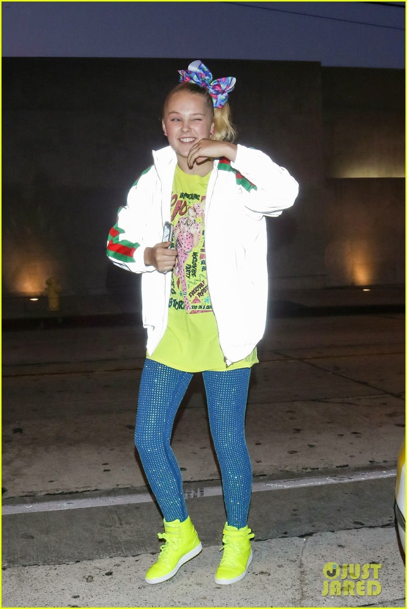 JoJo Siwa's 'D.R.E.A.M. Tour' Special to Air on Nickelodeon This ...