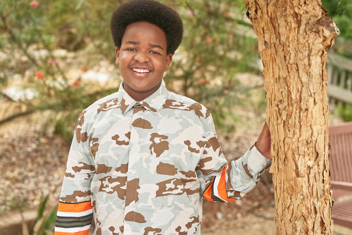 'Good Boys' Star Keith L. Williams Says He Can Knock Down Any Wall In ...