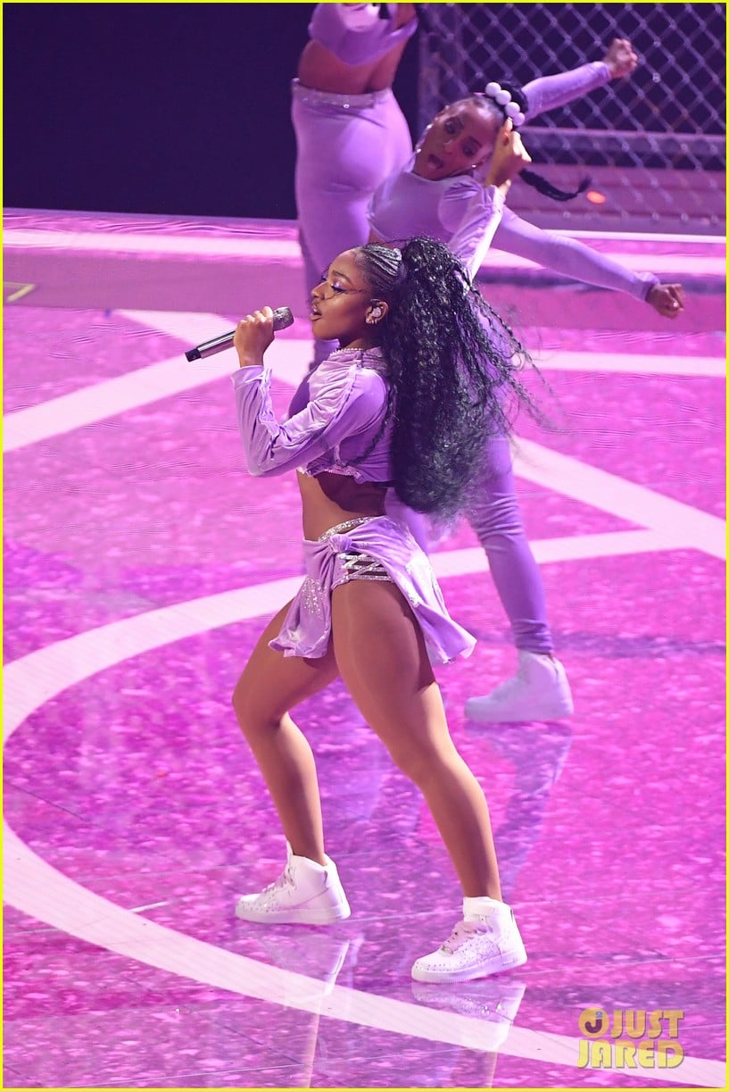Normani Shows Off Her Dance Moves with 'Motivation' Performance at MTV ...