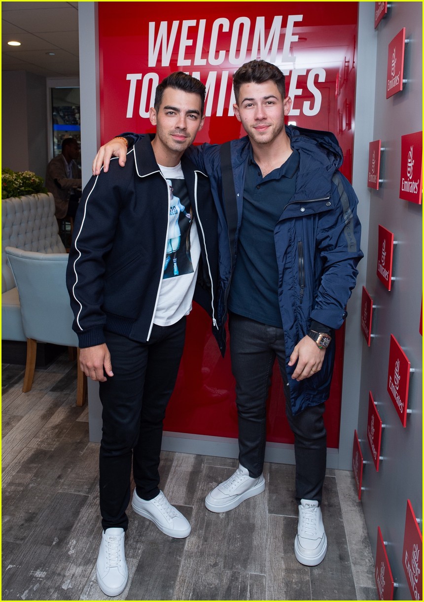 Joe & Nick Jonas Spend Their Night Off at the U.S. Open! | Photo ...