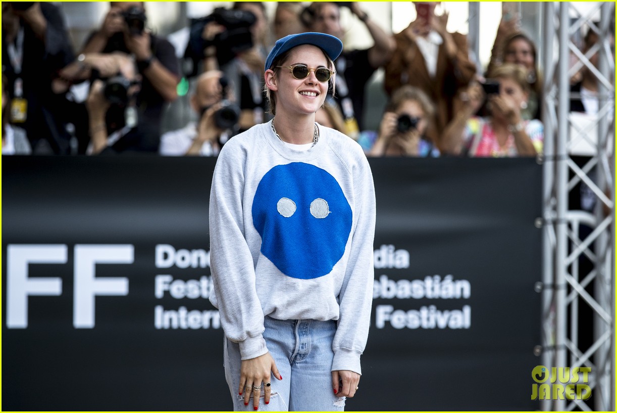 Kristen Stewart Goes Super Casual For San Sebastian Film Festival 2019 ...
