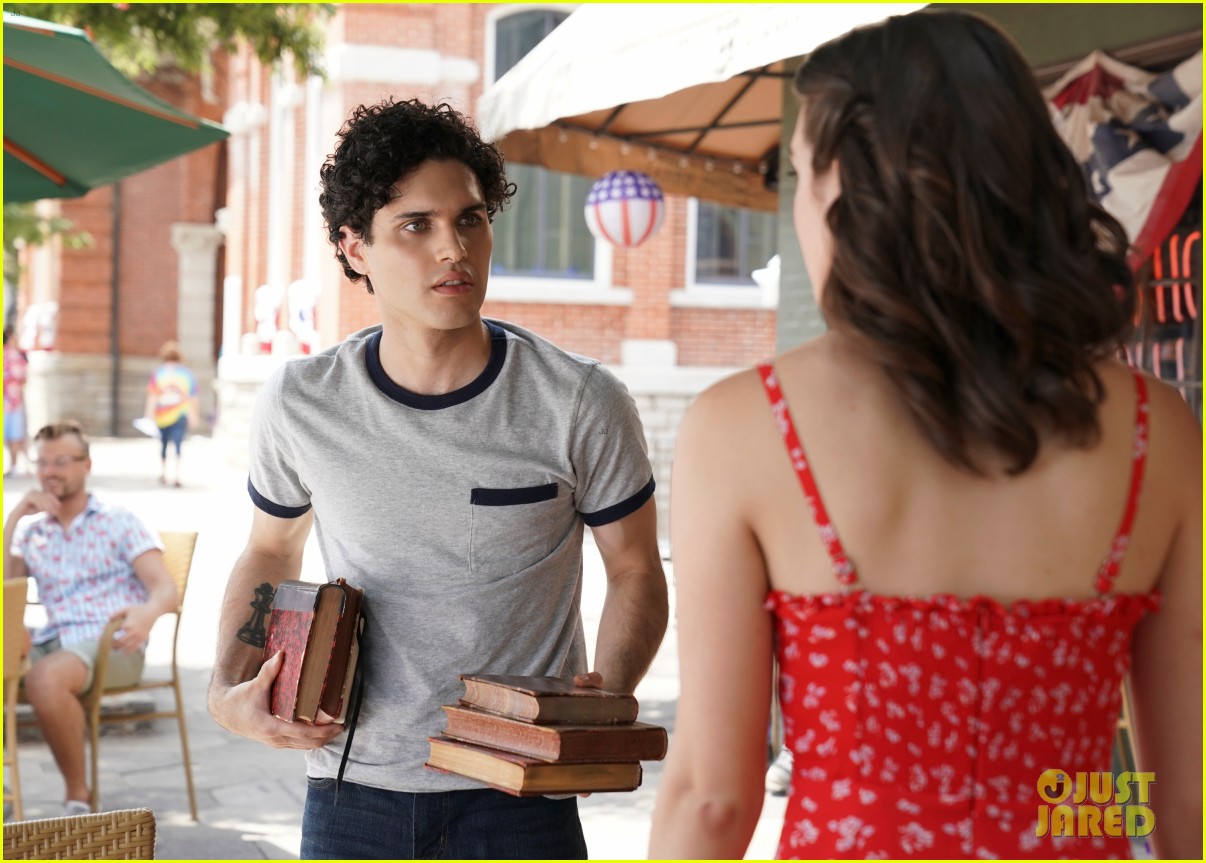 Landon Will Never Give Up Hope In New 'Legacies' Trailer - Watch ...