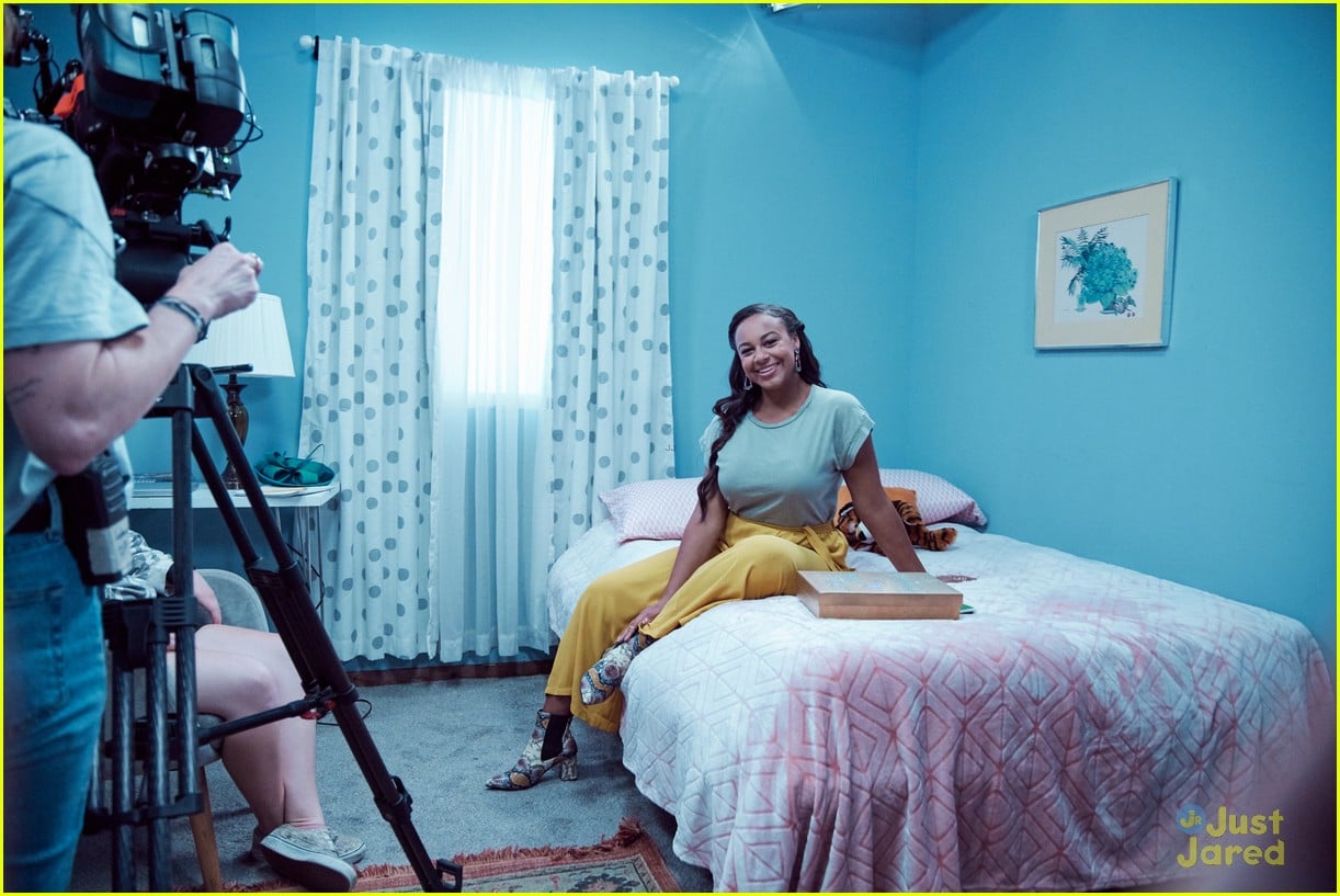 Nia Sioux To Star In Brats Sunnyside Up Exclusive Photo 1260062 Photo Gallery Just