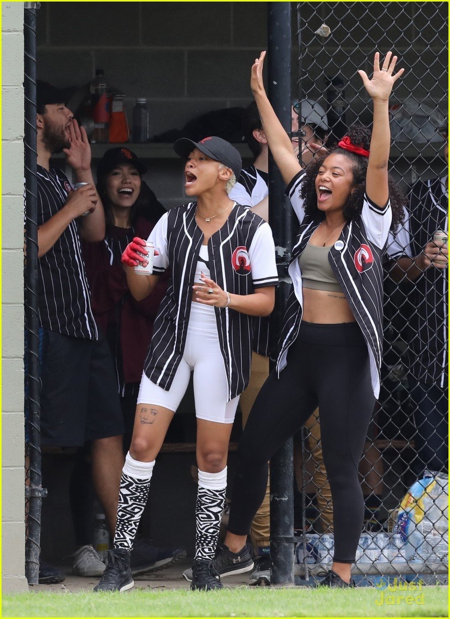 Ross Lynch & Jaz Sinclair Lead 'Chilling Adventures of Sabrina' Cast To ...