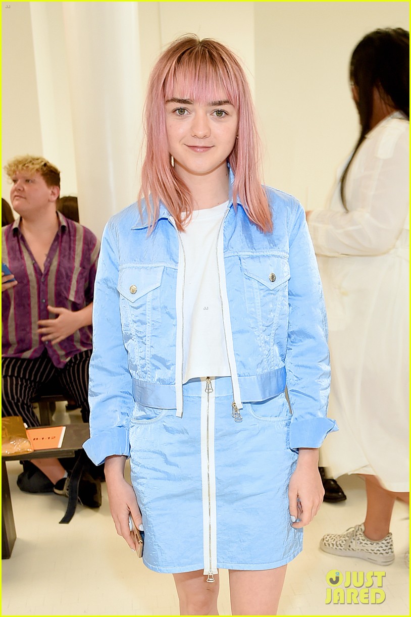 Maisie Williams & Reuben Selby Couple Up for Helmut Lang Fashion Show ...