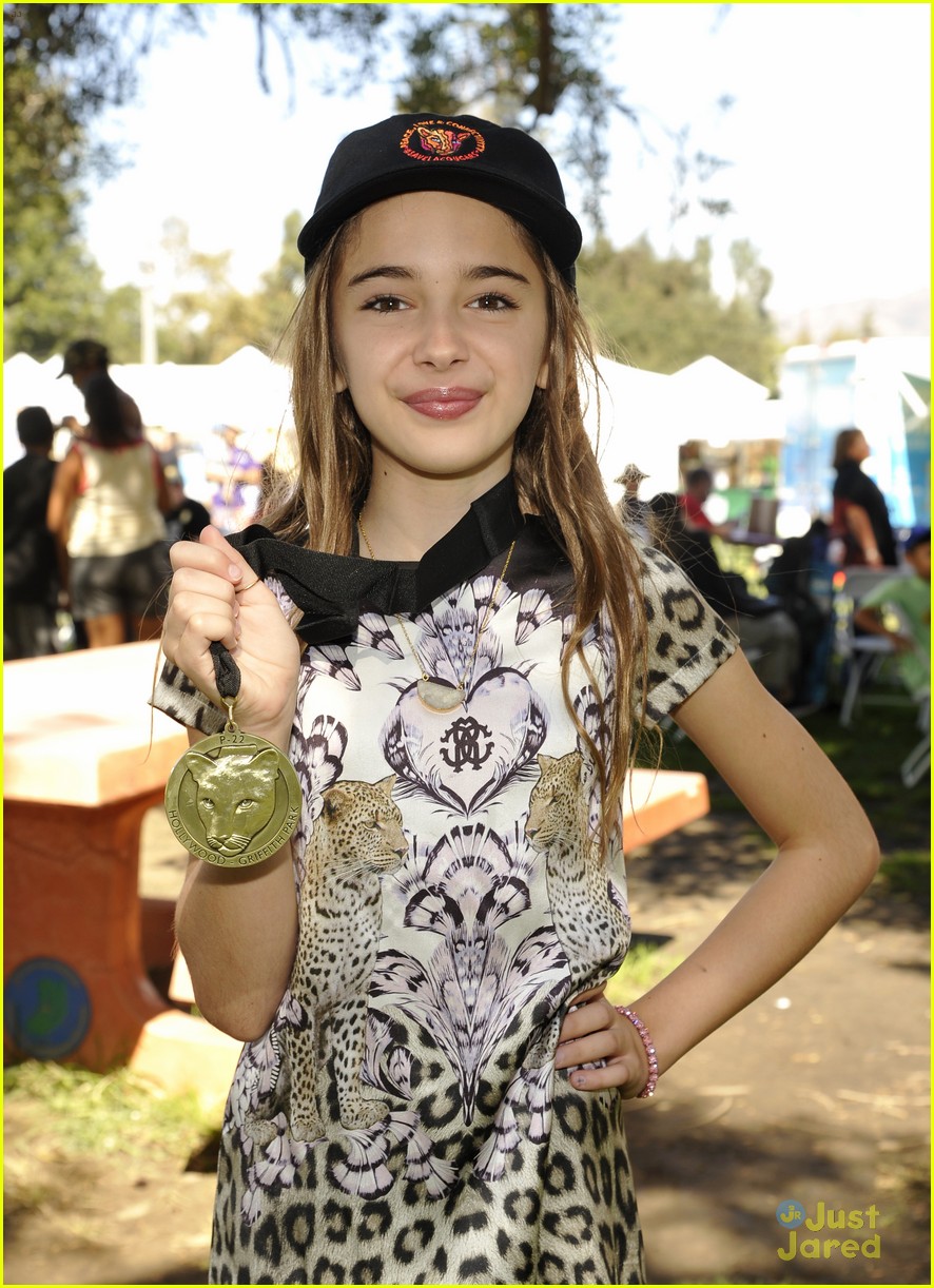 Julia Butters Honored With National Wildlife Federation Award | Photo ...