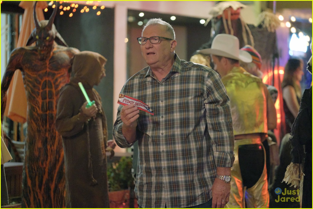 Rico Rodriguez Is Unrecognizable in His Halloween Costume on 'Modern ...