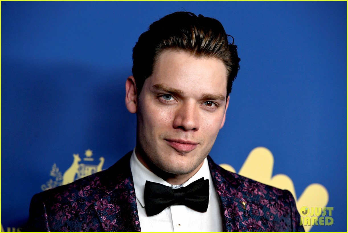 Dominic Sherwood & Ruby Rose Suit Up For Australians In Film Awards ...