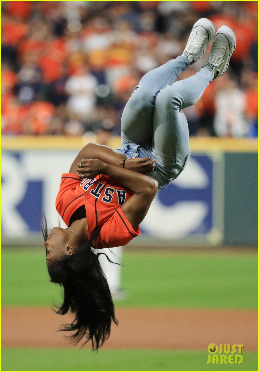 Simone Biles Does Backflip Before Throwing First Pitch At World Series ...