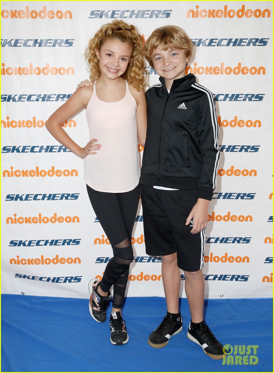 Issac Ryan Brown & Jason Maybaum Join 'All That' Cast at Skechers Pier ...