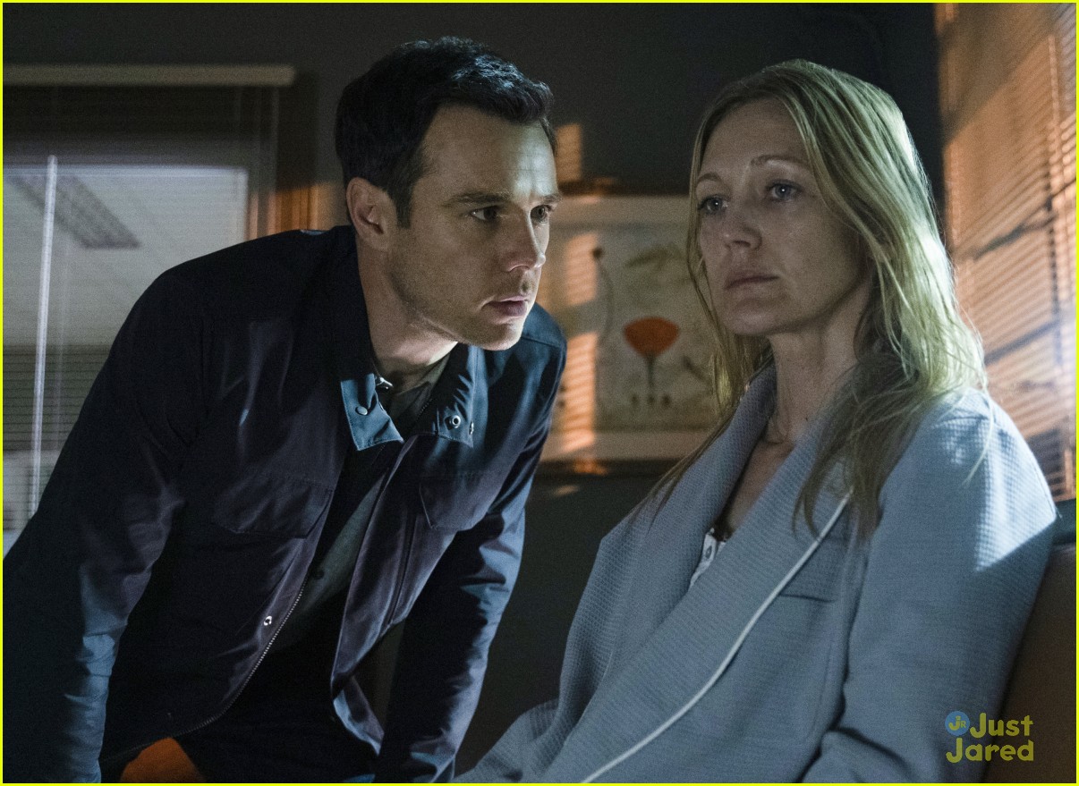 Maggie Reaches Out To Jordan On Tonight's New 'Charmed' Episode | Photo ...