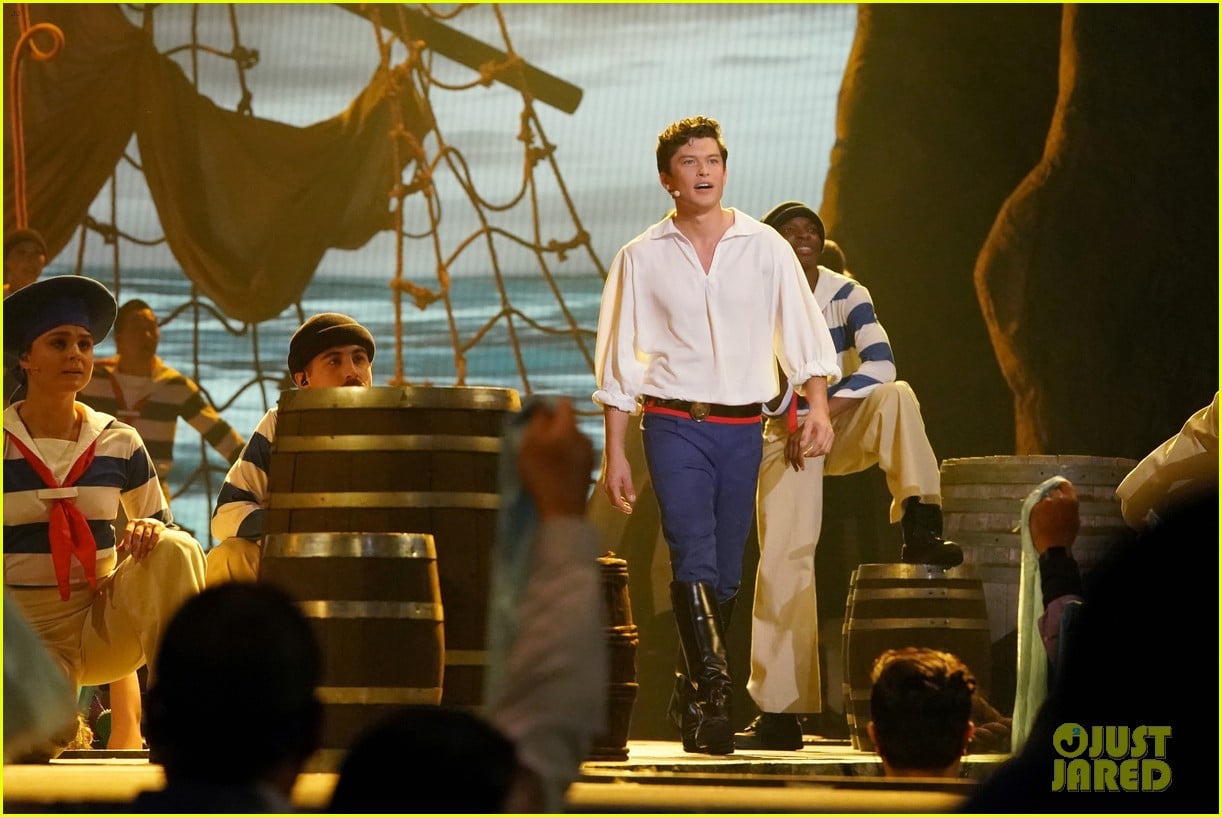 Graham Phillips Performs 'Fathoms Below' On 'The Little Mermaid Live ...