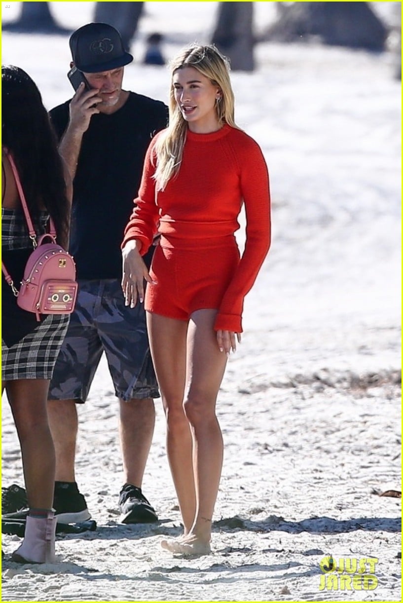 Hailey Bieber Has Fun in the Sun For Beach Photo Shoot in Miami | Photo ...