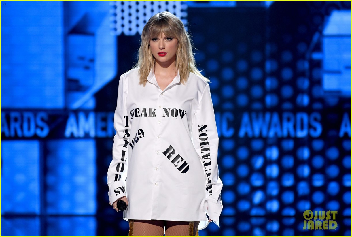 Taylor Swift Sings Her Greatests Hits for AMAs 2019 Performance Medley ...