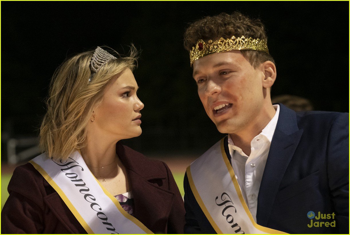 Olivia Holt's 'Turkey Drop' Movie Is Premiering on Saturday - See All ...