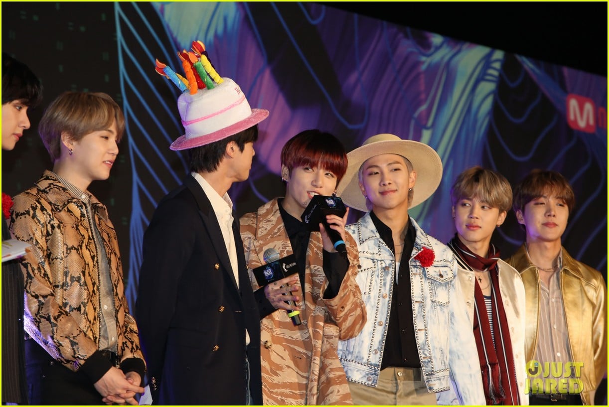 BTS Wins Big at Mnet Asian Music Awards 2019 in Japan | Photo 1276627 ...