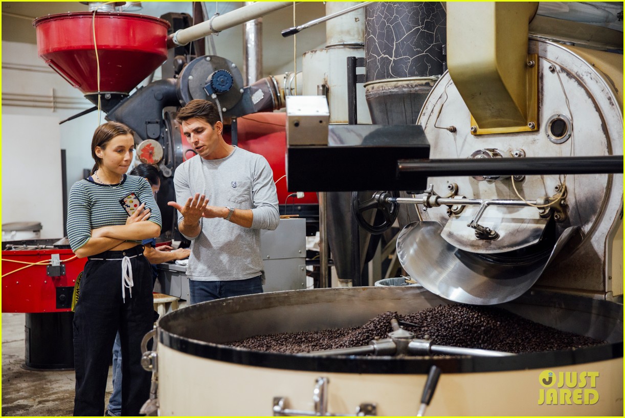 Emma Chamberlain Announces Her Own Coffee Brand Chamberlain Coffee ...