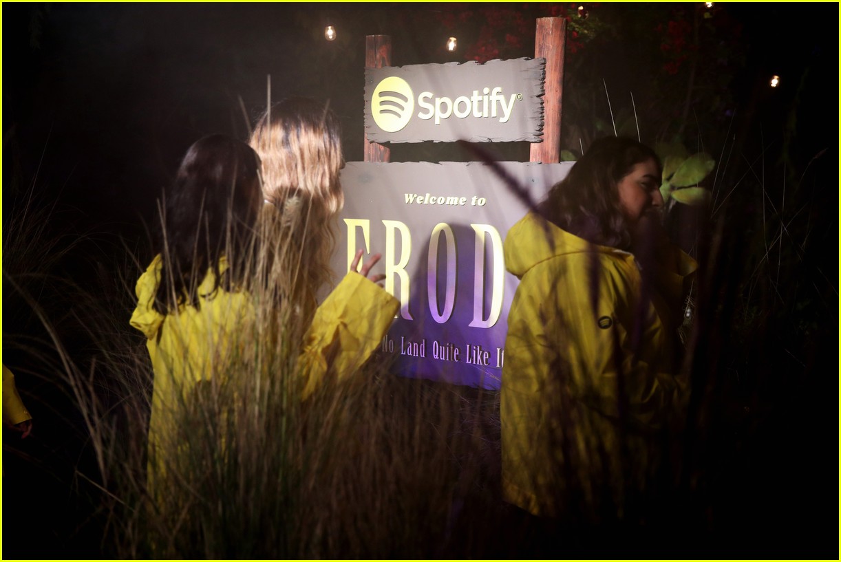 Harry Styles Attends 'Fine Line' Spotify Listening Party With Fans ...