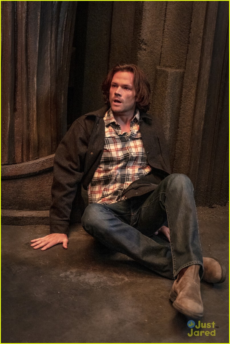 Full Sized Photo of supernatural father stills jake abel talks 09 ...