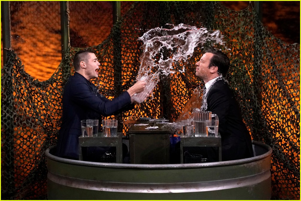Noah Centineo Gets Soaked During 'Water War' With Jimmy Fallon - Watch ...