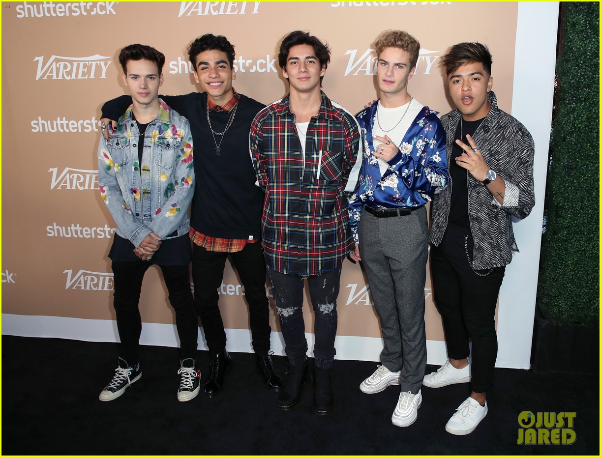 In Real Life Splits Up After 2.5 Years Together | Photo 1283993 - Photo ...