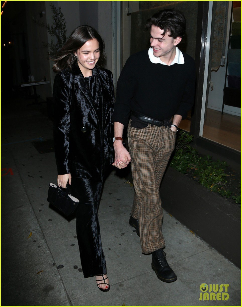 Bailee Madison & Boyfriend Blake Richardson Look Smitten on Dinner Date ...
