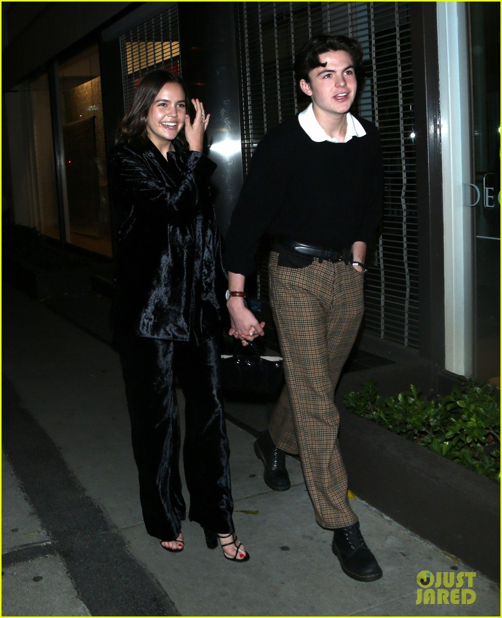 Bailee Madison & Boyfriend Blake Richardson Look Smitten on Dinner Date ...