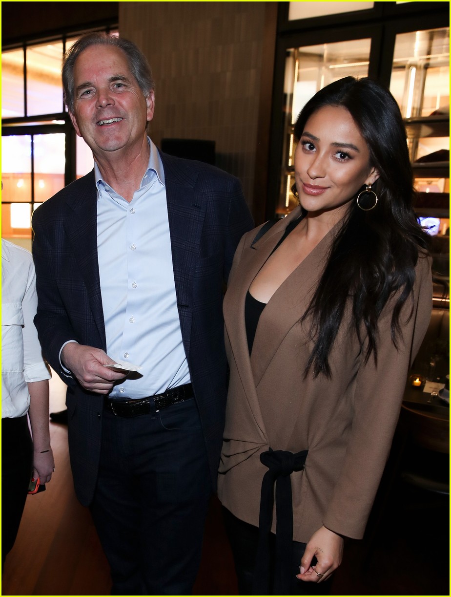 Shay Mitchell Couples Up with Matte Babel at Hulu Event in Vegas ...