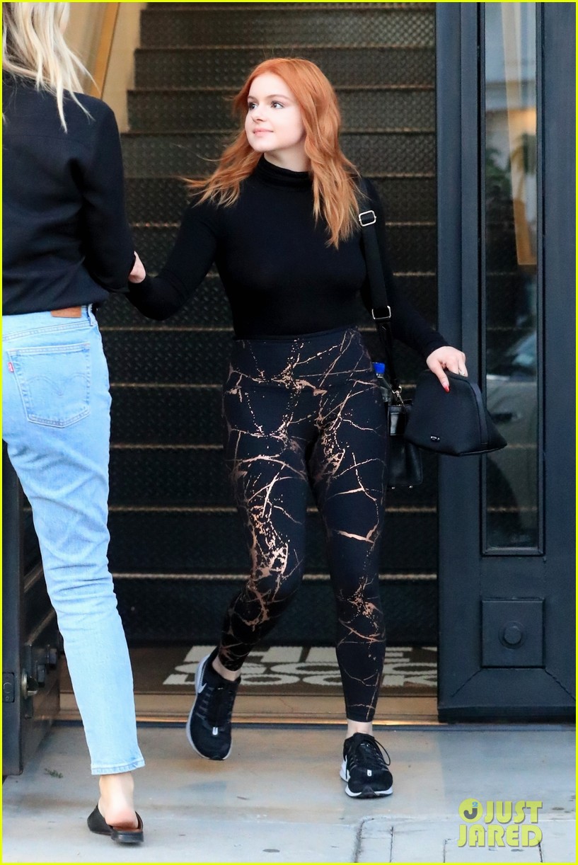 Ariel Winter Returned To Her Red Hair After Wrapping on 'Modern Family ...